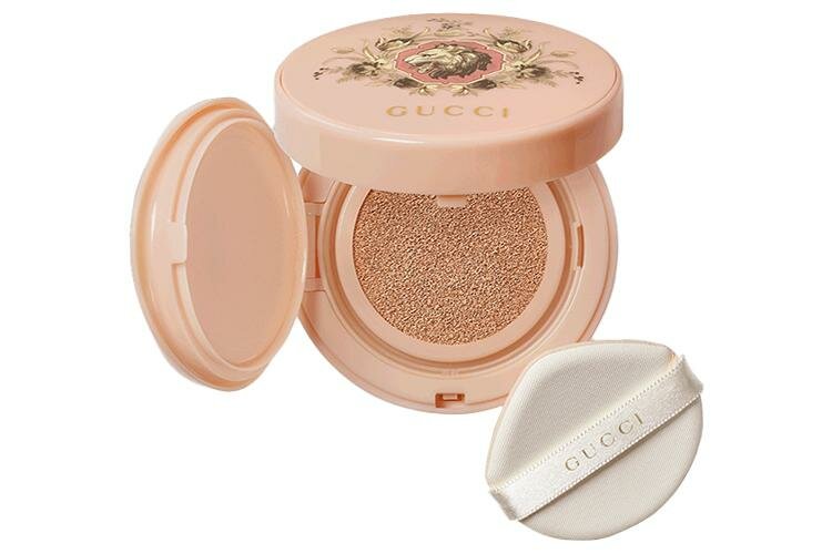 Тональный крем кушон женский GUCCI Golden Lion Air Cushion, шелковый, выравнивающий тон, увлажняющий