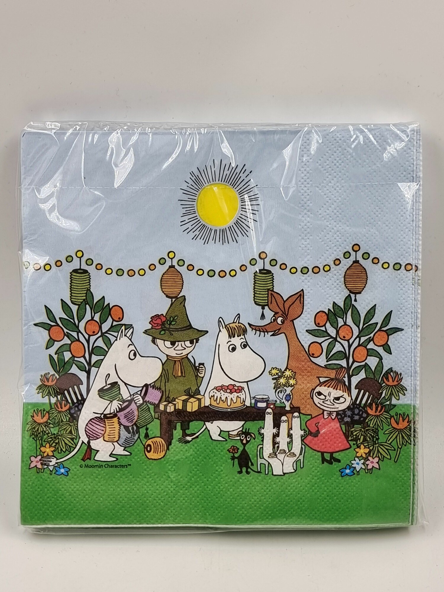 Салфетки бумажные Moomin с изображением Муми-троллей "Вечеринка", 33х33 см, в упаковке 20 салфеток