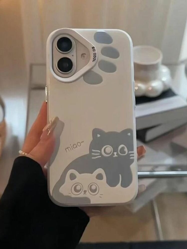 Чехол на айфон 12/12 про / iPHONE 12/12 PRO с изображением Котик, защищённый от ударов, светлый дизайнерский