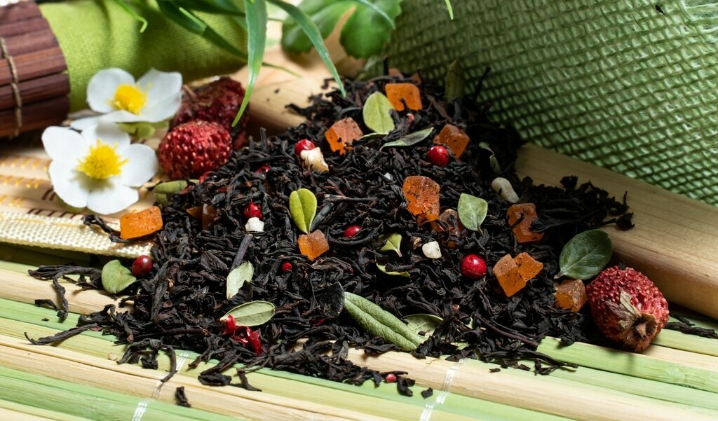 Чай чёрный Клубника со взбитыми сливками 100 грамм, крупнолистовой