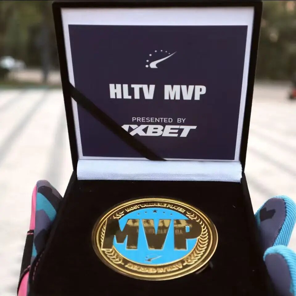 Медаль MVP Major CS: GO M0nesy Donk Niko