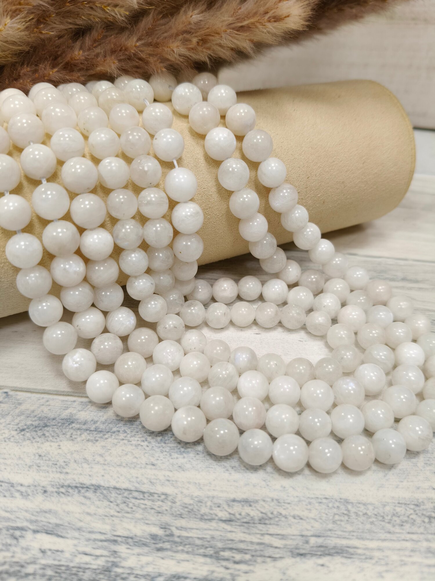 Бусины лунный камень А шар гладкий 8 мм (нить 19 см), Suntrim