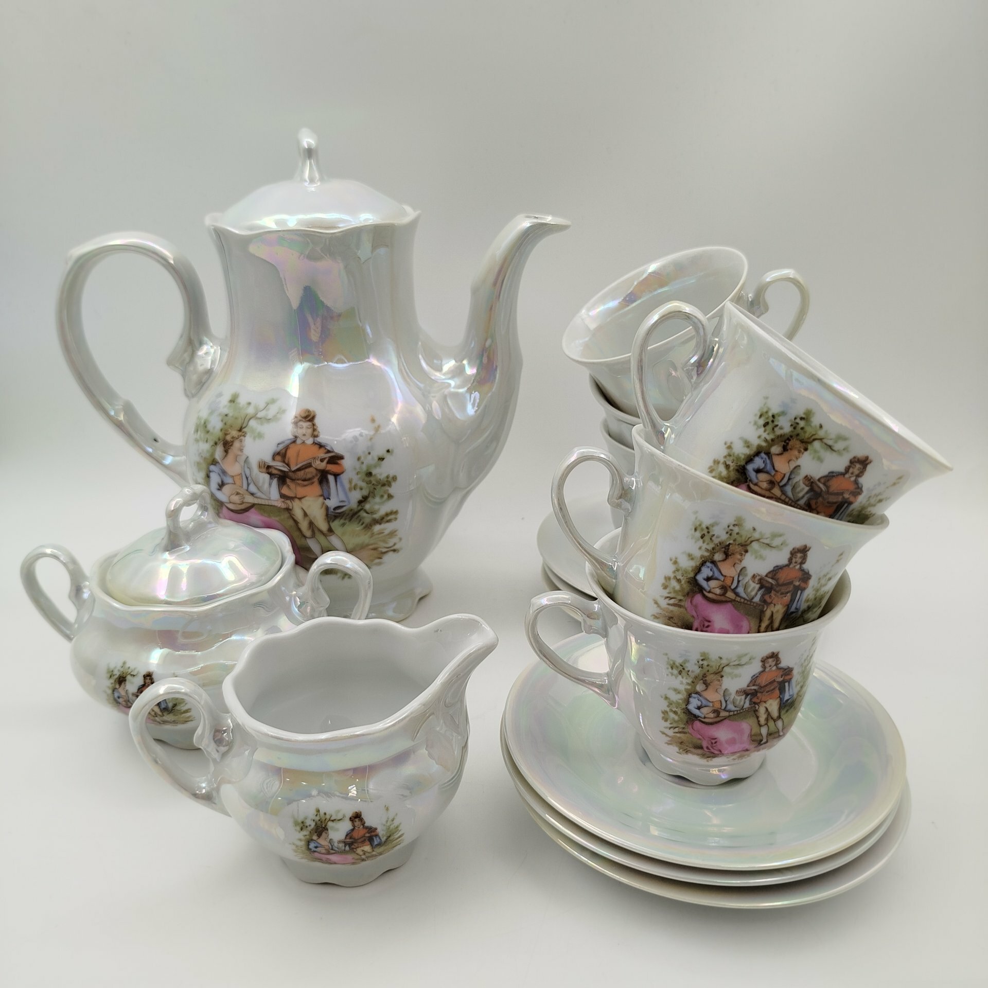 Сервиз кофейный "Галантная сцена" на 6 персон (15 предметов), фарфор, деколь, люстр