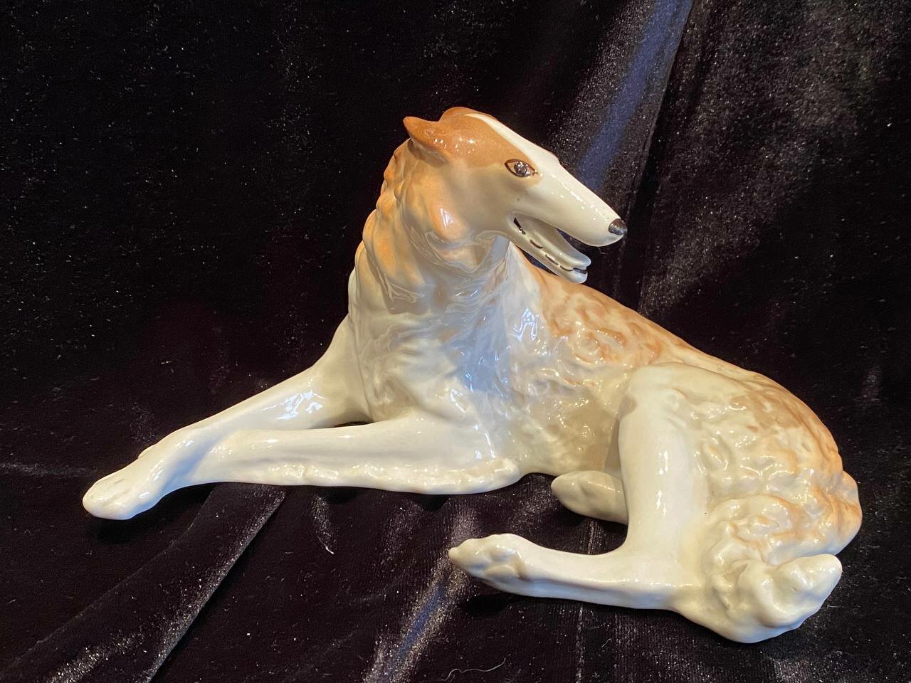 Винтажная фарфоровая Статуэтка собаки Борзая 1970 годы в отличном состоянии, Ленинградский фарфоровый завод