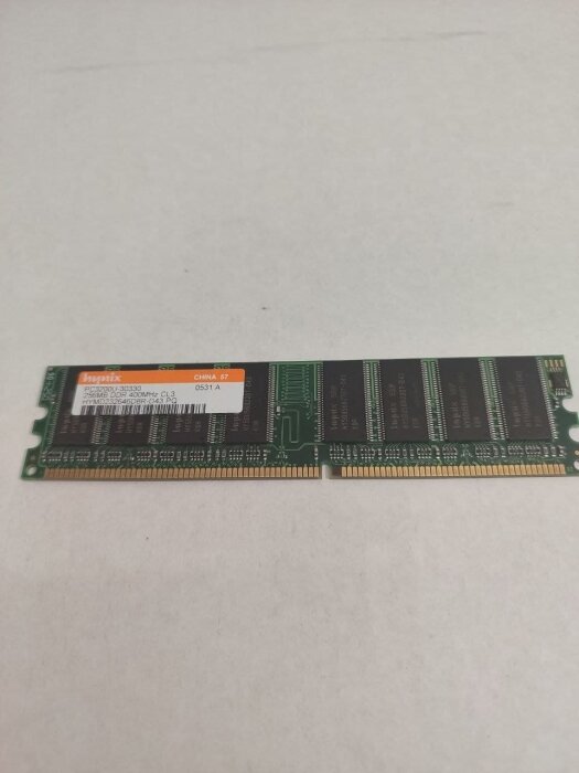Оперативная память DDR1 256Mb PC3200 Hynix HYMD232646D8R-D43 PQ