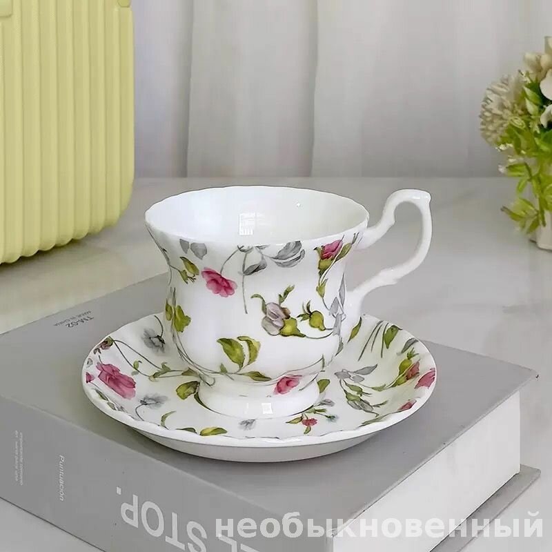 Эксклюзивная кружка Алиса в стране чудес для коллекции