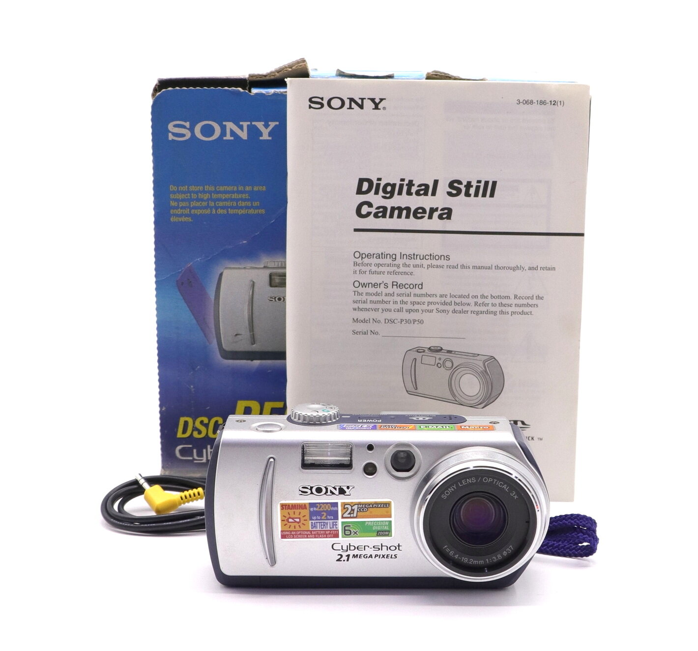 Компактный Sony Cyber-shot DSC-P50 в упаковке