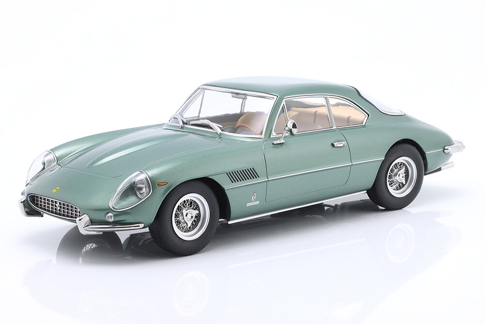 Модель коллекционная KK-SCALE Ferrari 400 superamerica 1962 greenmetallic