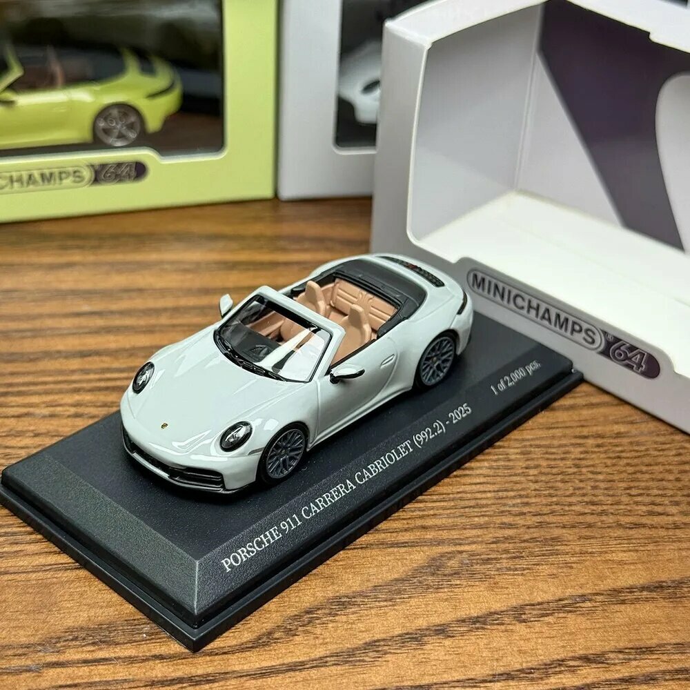 Машинка Minichamps 1:64 Porsche 911 992.2 CARRERA GTS