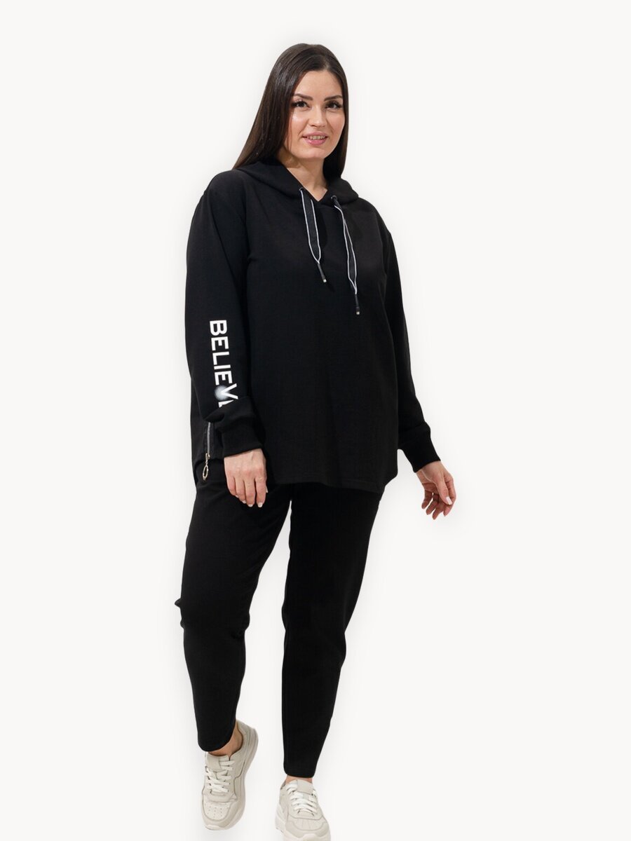 Костюм спортивный