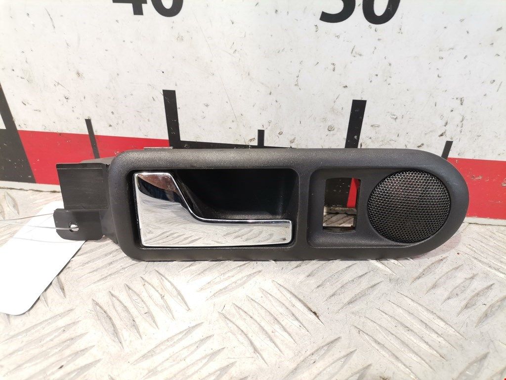 Ручка двери внутренняя задняя левая / 1547550 1J4839113C 1J4839113C для Volkswagen Golf 4 (с пробегом)
