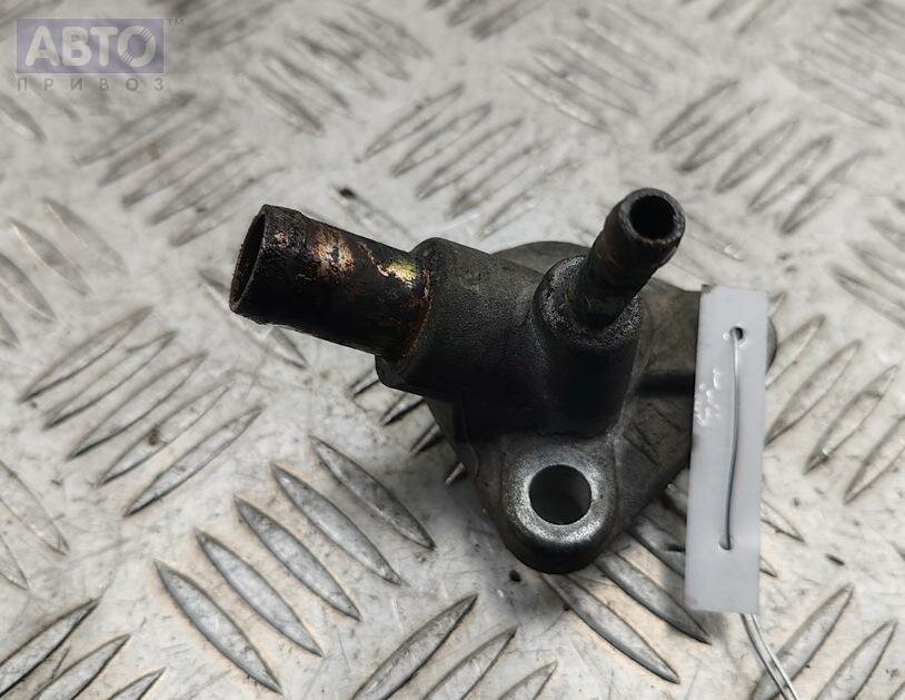 Фланец (тройник) системы охлаждения Iveco Daily (2006-2011)