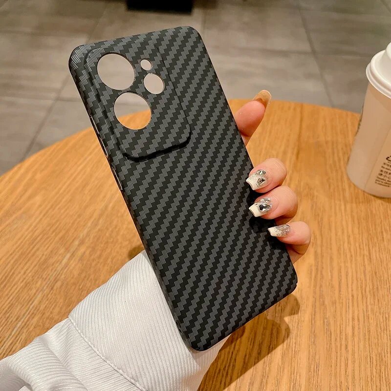 Черный чехол Realme GT7, карбон, матовый