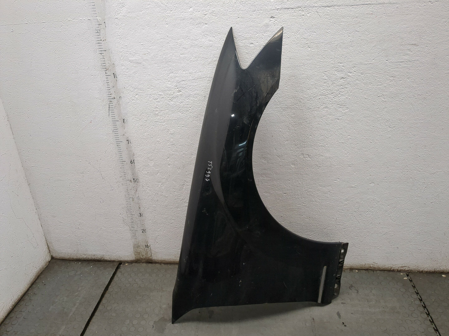 Крыло правое переднее Mercedes S W221 Б/У