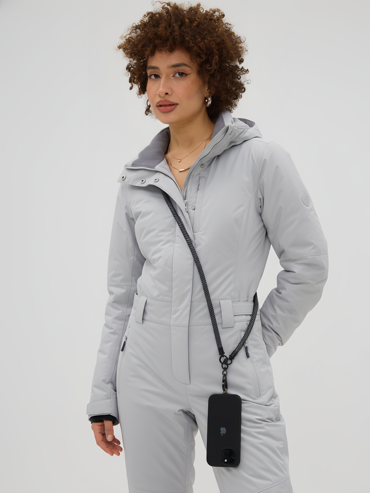 Веревка шнурок для телефона с двумя вкладышами держателями в комплекте