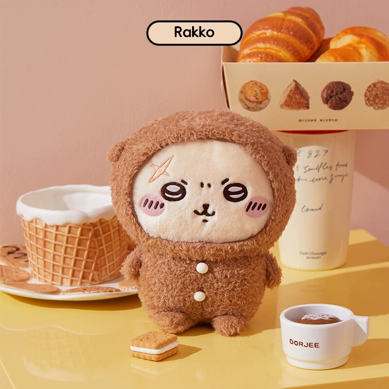 Мягкая игрушка MINISO Чикава Усаги: плюшевый медведь-лисичка в пижаме, сидящий, цвет каштановый Кукла-сидячая в пижаме
