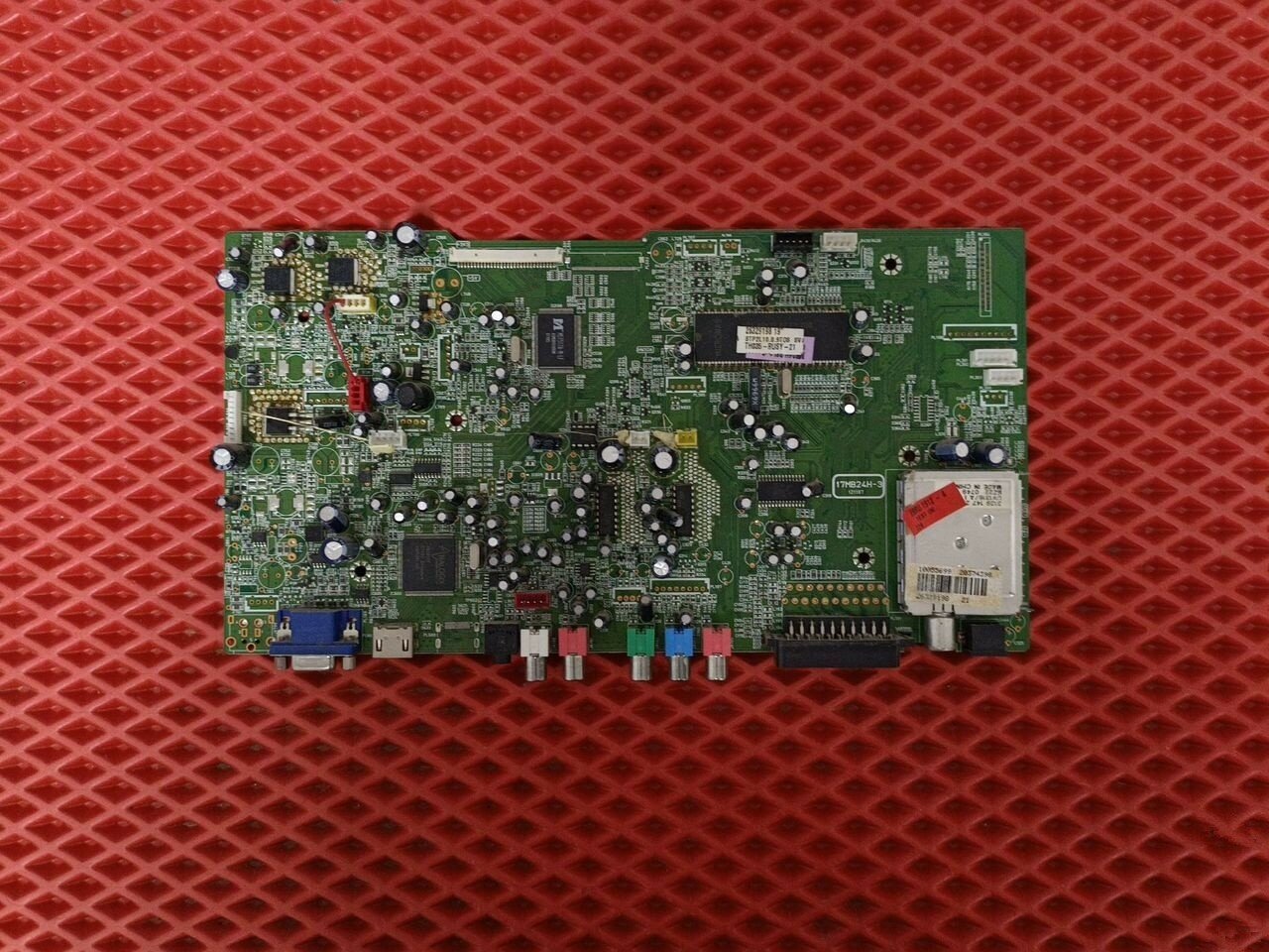Основная плата (MAIN) 17MB24H-3 для телевизора TOSHIBA 19W301 в надёжной упаковке