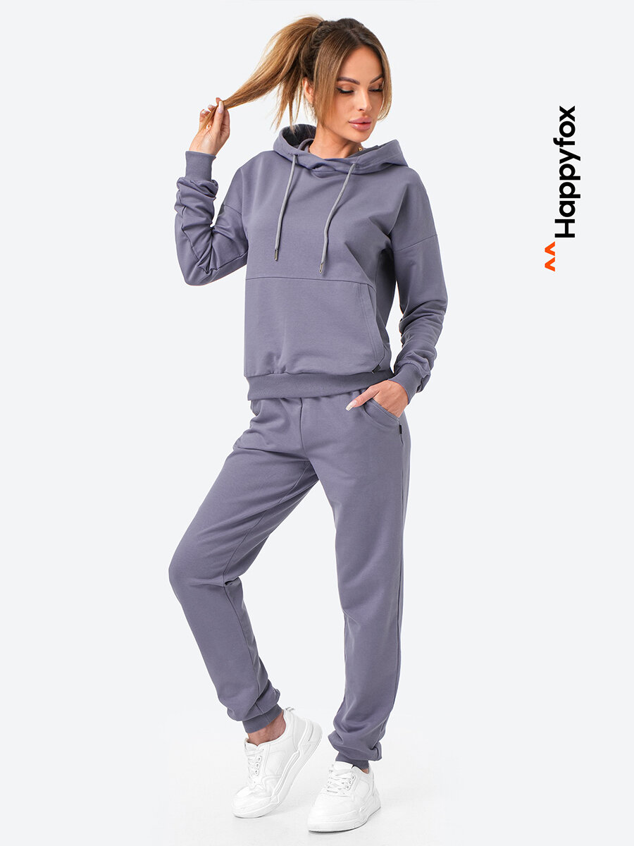 Костюм спортивный