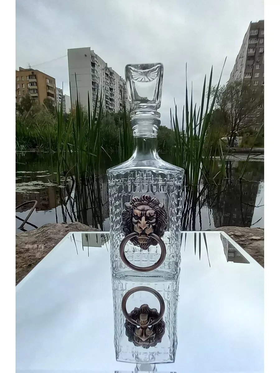 Графин граненый большой Лев 500мл