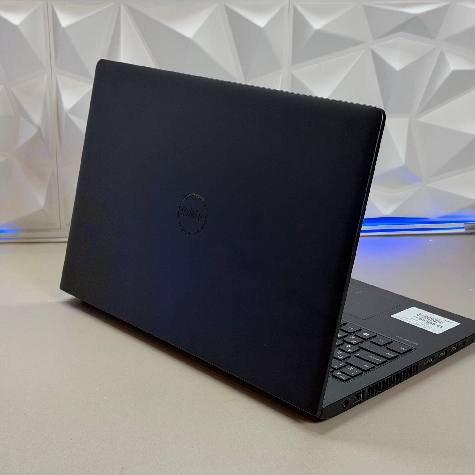 Ноутбук Dell Latitude 3560 i5-5200U 2.2GHz/8Gb DDR3L/240Gb SSD/15.6"/черный