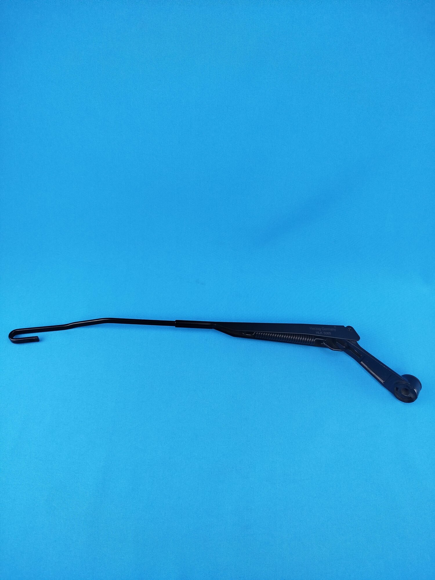 Поводок стеклоочистителя "HERZOG" для а/м Калина левый