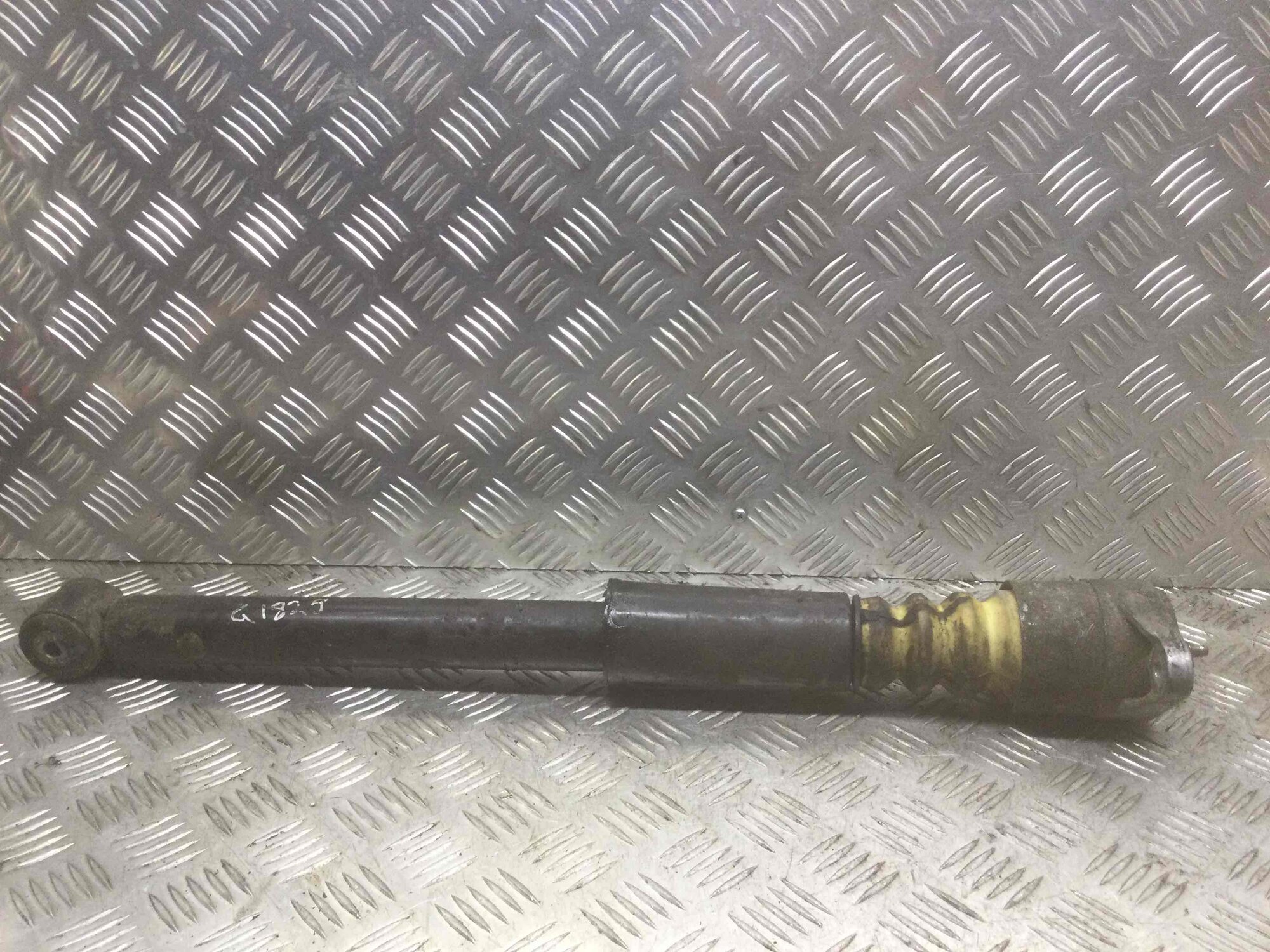 Б/У Амортизатор задний Volkswagen Passat B5 (1996-2000) 2000 г.