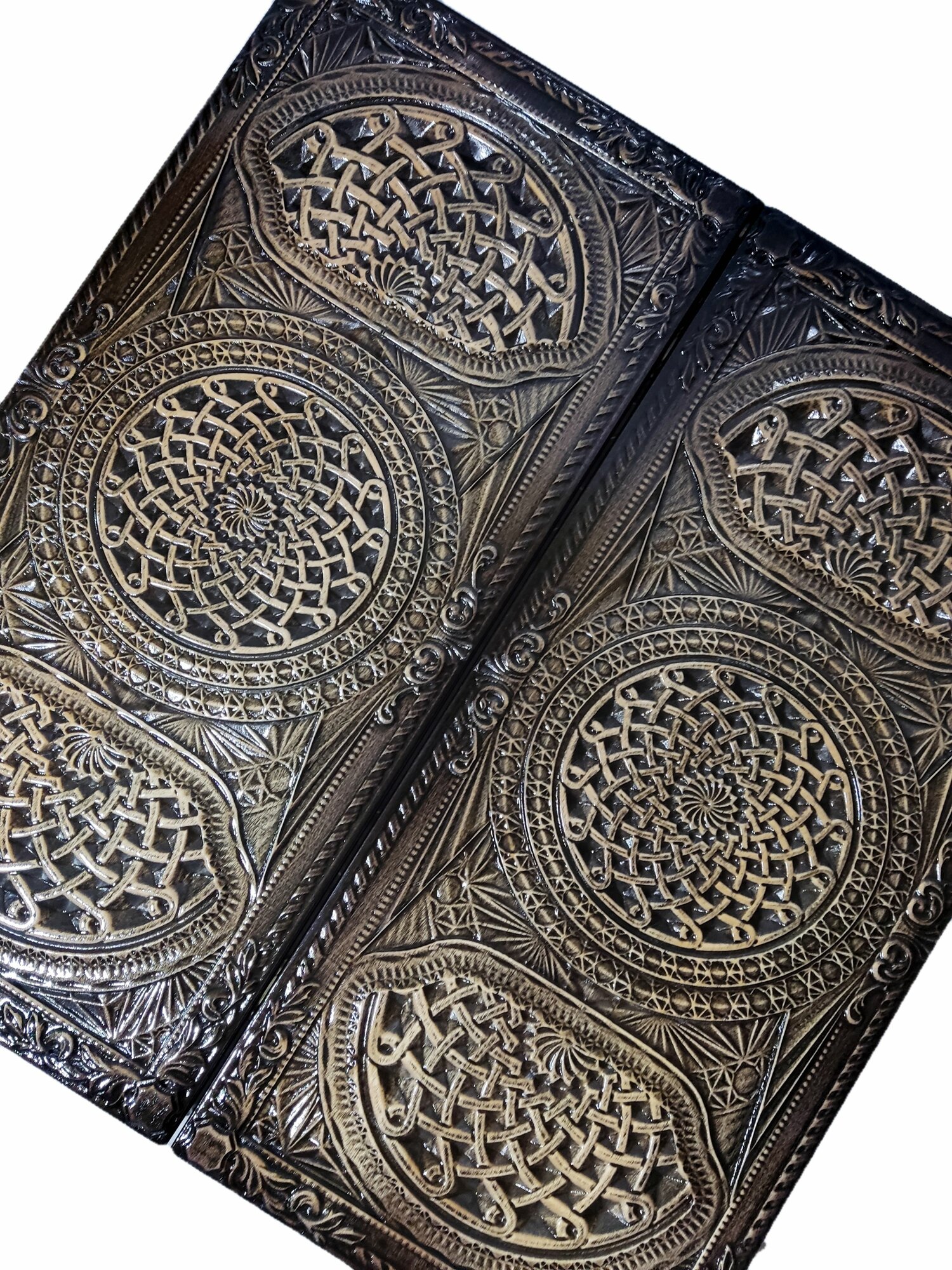 Нарды деревянные ручной работы "Волк"