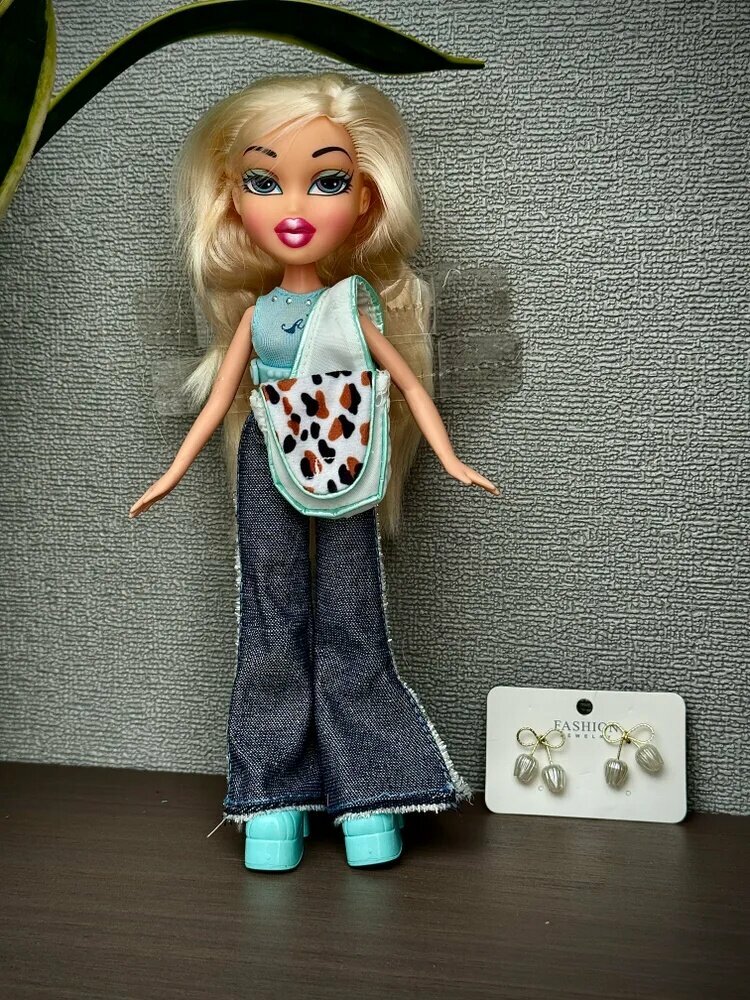 Bratz Кукла