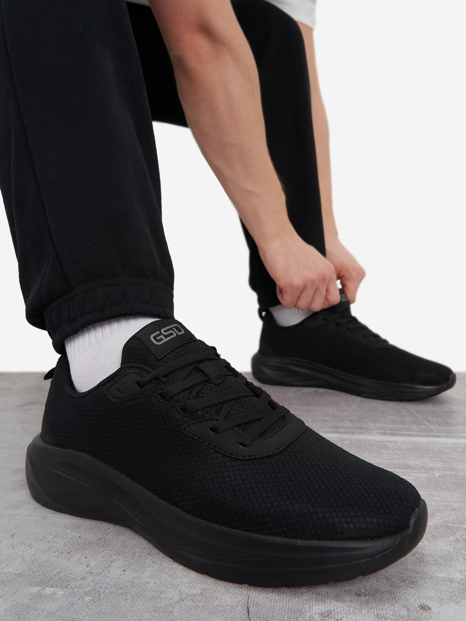 Кроссовки GSD