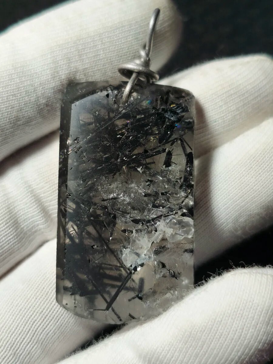 Подвеска, турмалин