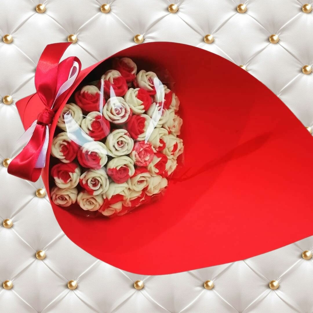 ТД НебыковА Сладкий букет шоколадные розы 37 шт 444 красно-белые