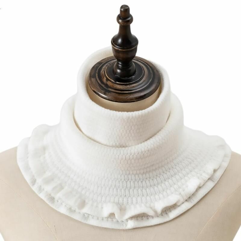 Шарф-капюшон для женщин