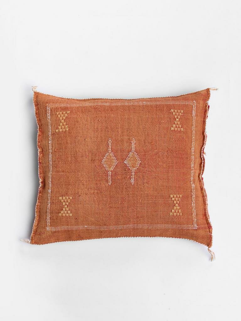 Декоративная марокканская подушка Nomad Chic, светло-оранжевая с орнаментом, ручная работа, 45х45 см