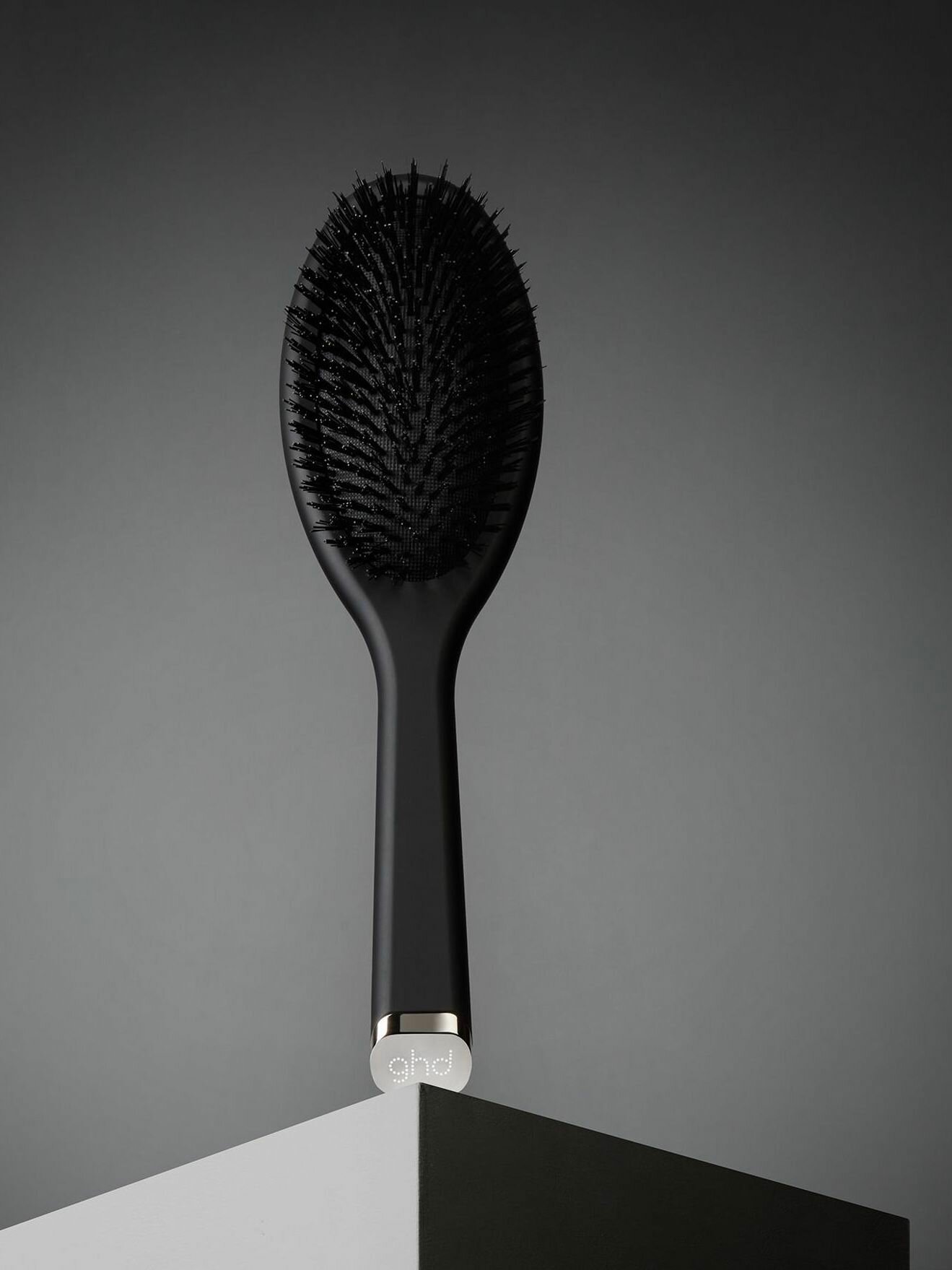 GHD Овальная расческа