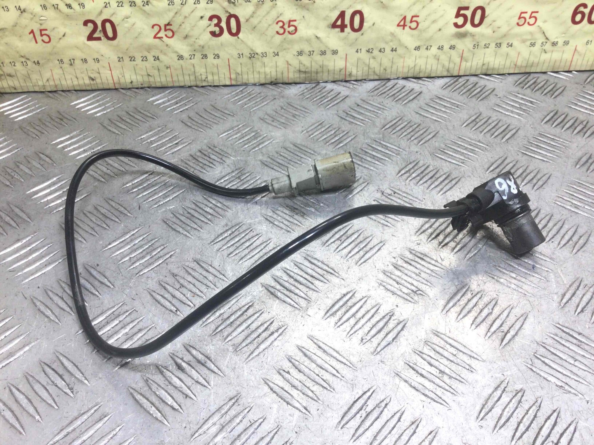 Б/У Датчик коленвала Volkswagen Golf 4 поколение (1997-2004) 2000 г.