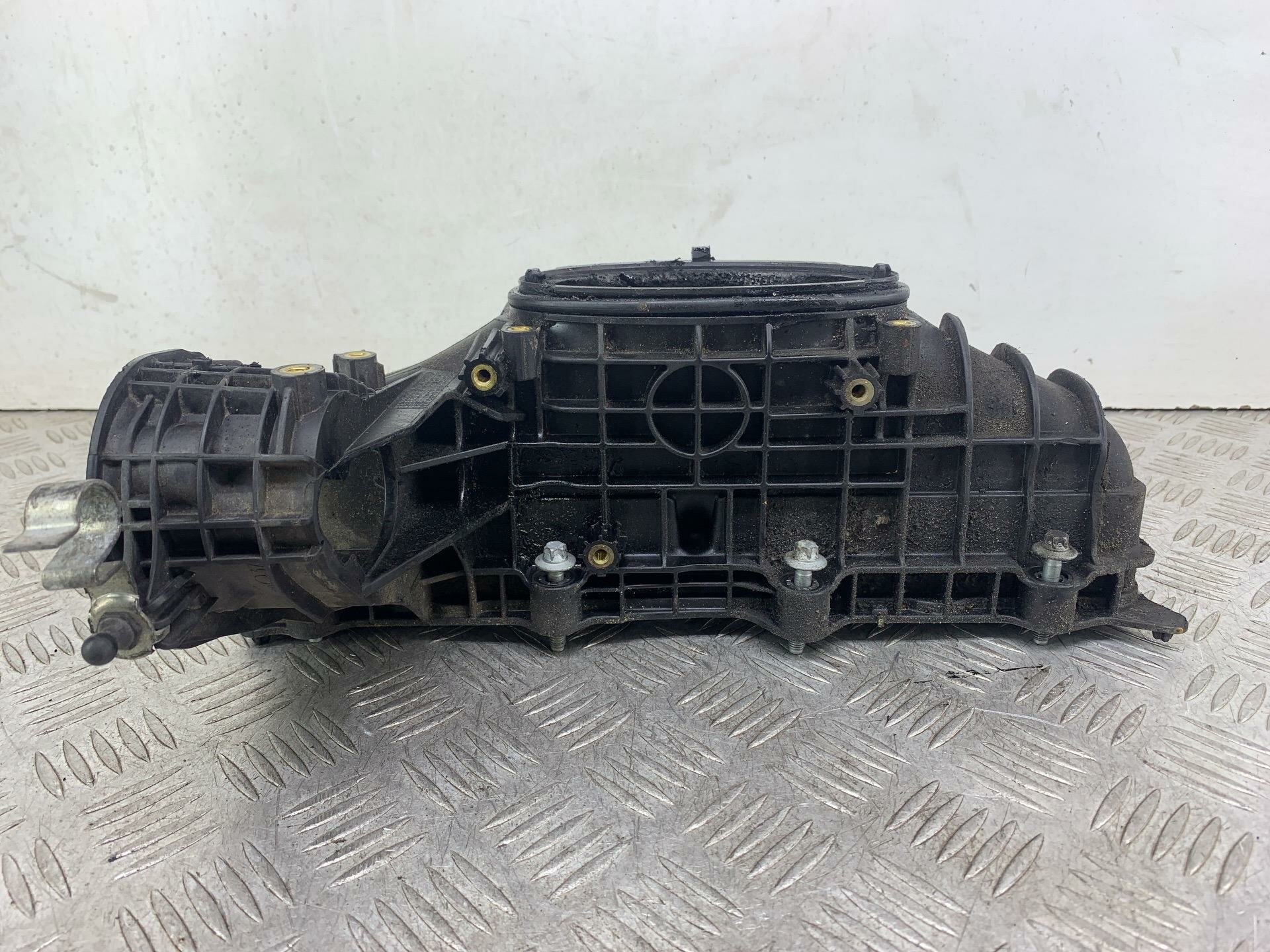 Впускной коллектор Mercedes-Benz Sprinter W906 (2006 - 2014) A6510903037