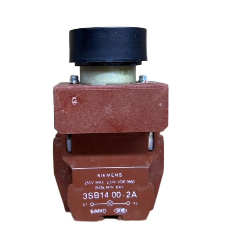 Кнопка «стоп» с подсветкой красного цвета Siemens 3SB14 STOP