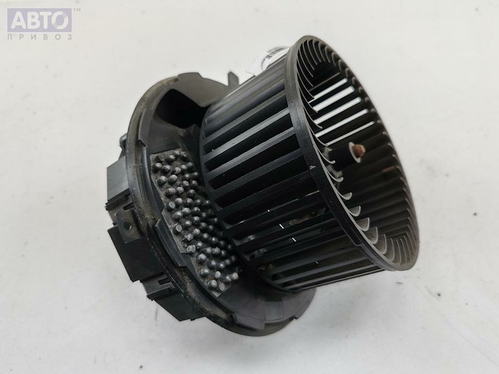 Двигатель отопителя (моторчик печки) Skoda Octavia mk2 (A5 1Z) 2004-2013