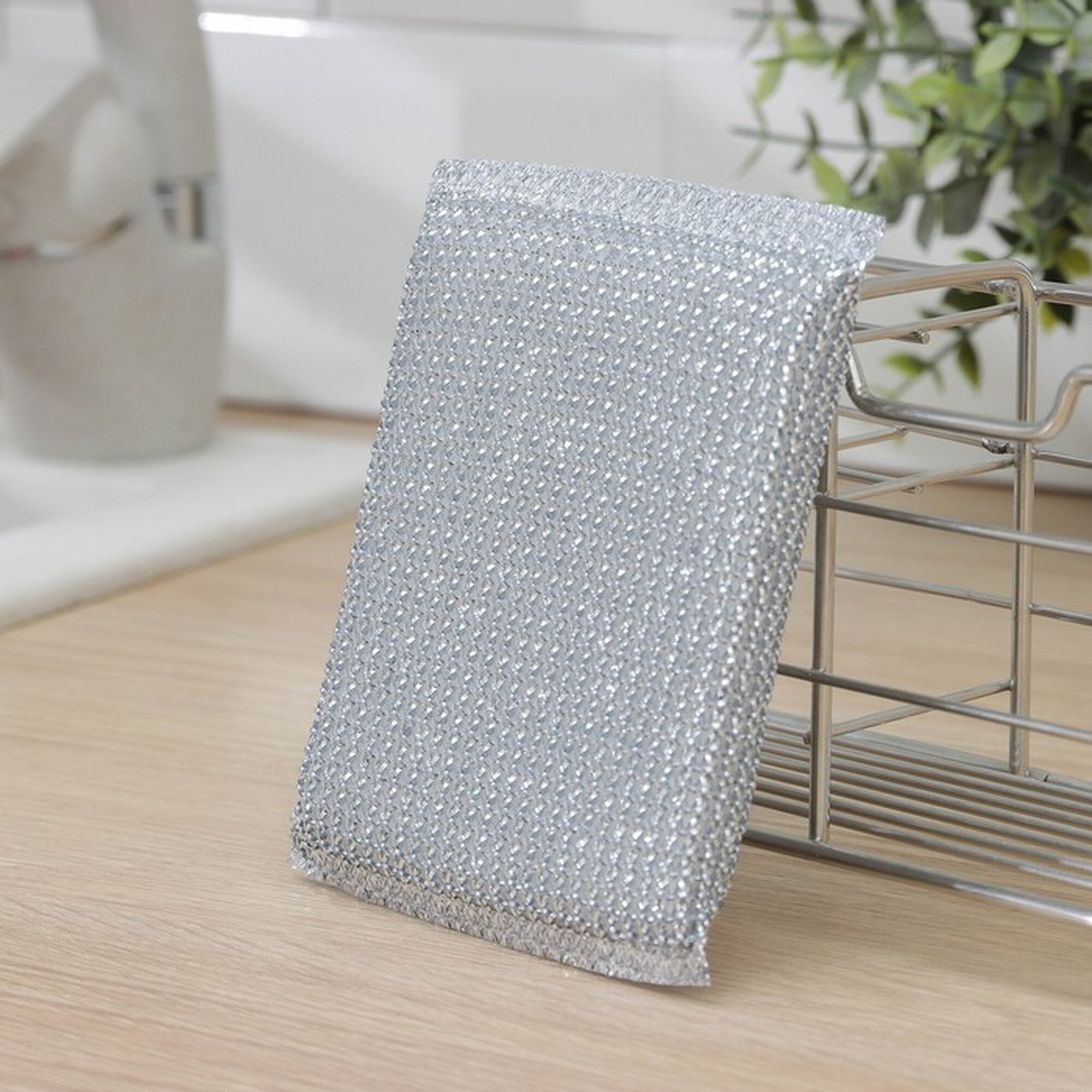 Губка для мытья посуды с металлическим скрабером "Соты" 6908311