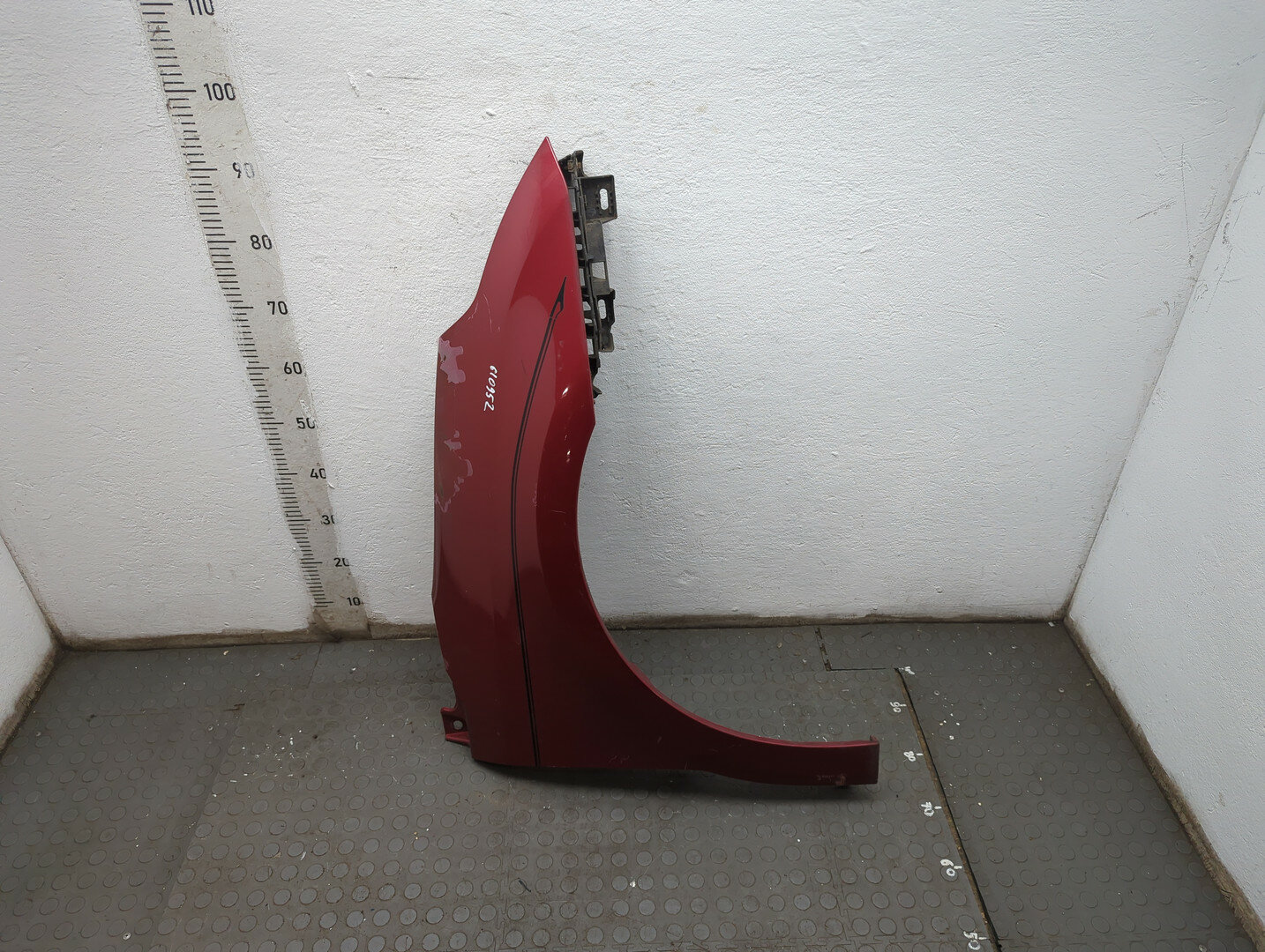 Крыло правое переднее Citroen C4 Б/У