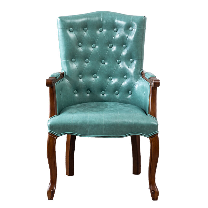 Кожаное кресло в стиле ретро с деревянными ножками, подходящее для гостиной и столовой