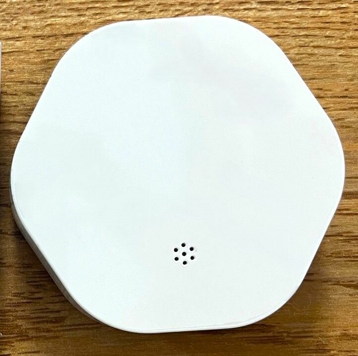 CCT592011_ Датчик протечки воды беспроводной WISER (ZigBee 3.0)_Schneider Electric