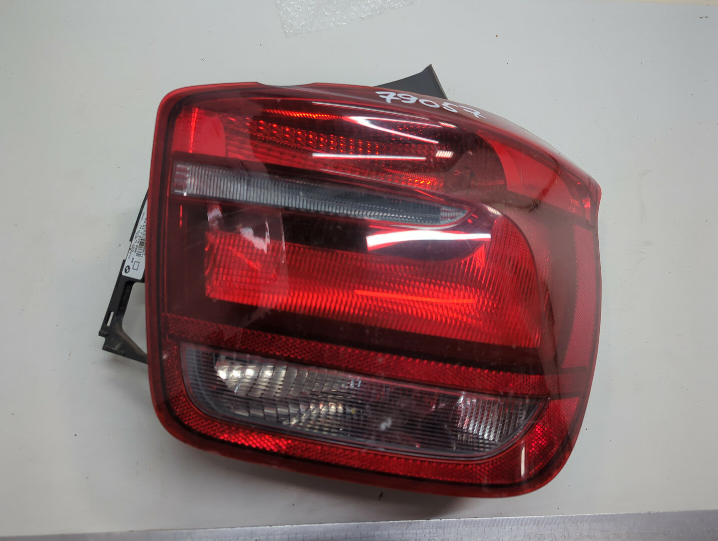 Фонарь (задний) правый BMW 1 F20, F21 Б/У