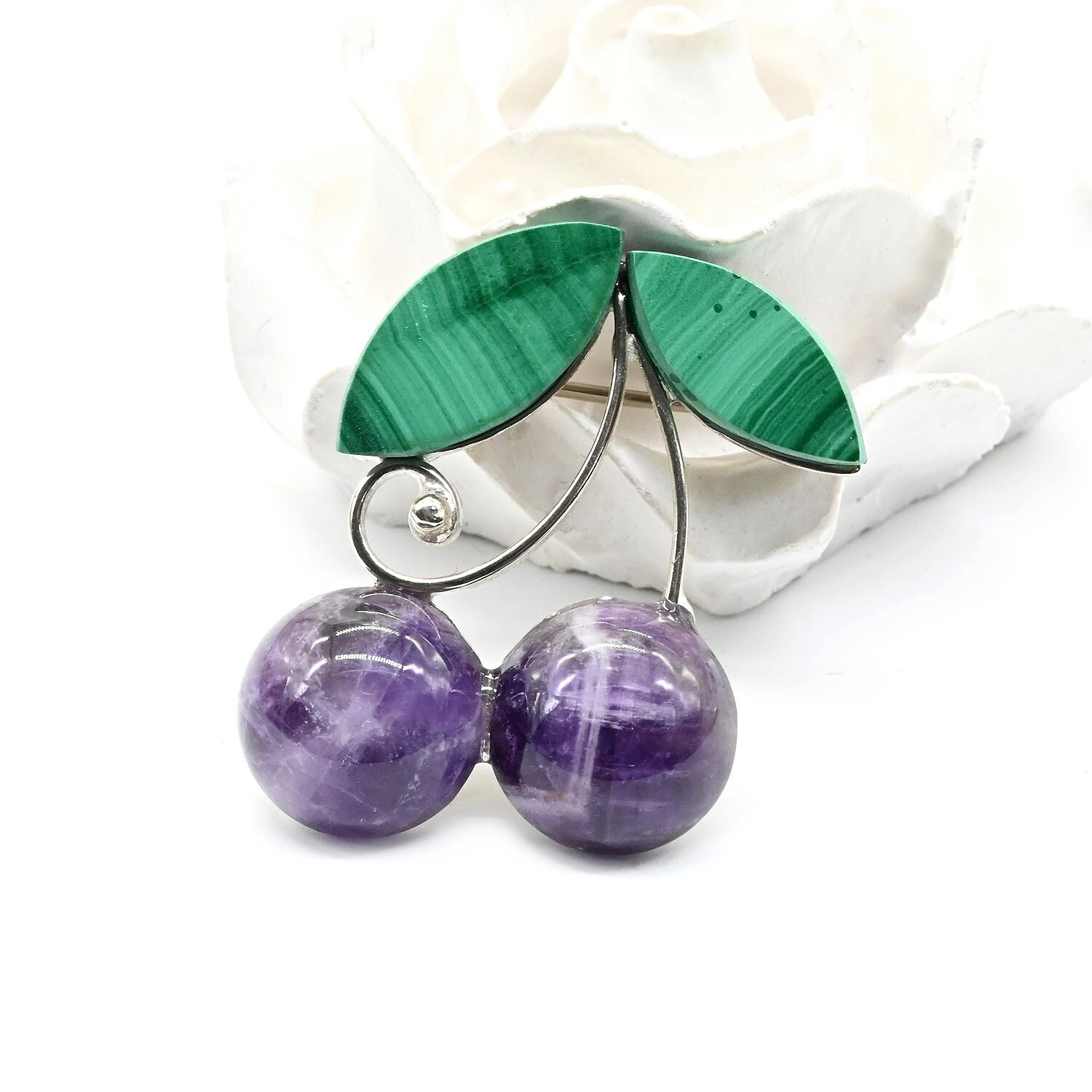 Брошь, малахит