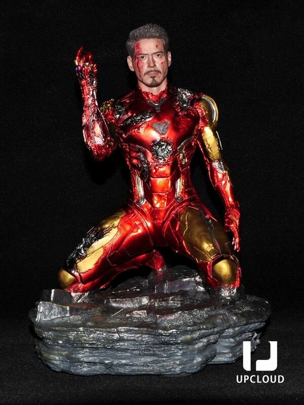 Статуэтка/Копилка Marvel: Avengers/UPCLOUD Железный человек в позе на коленях+Высота около 16 см