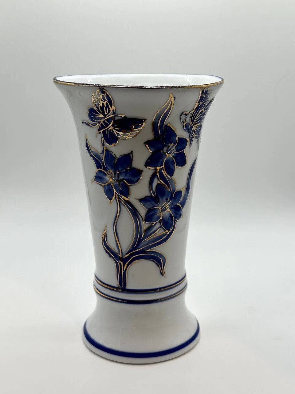 Ваза фарфор с росписью винтажная