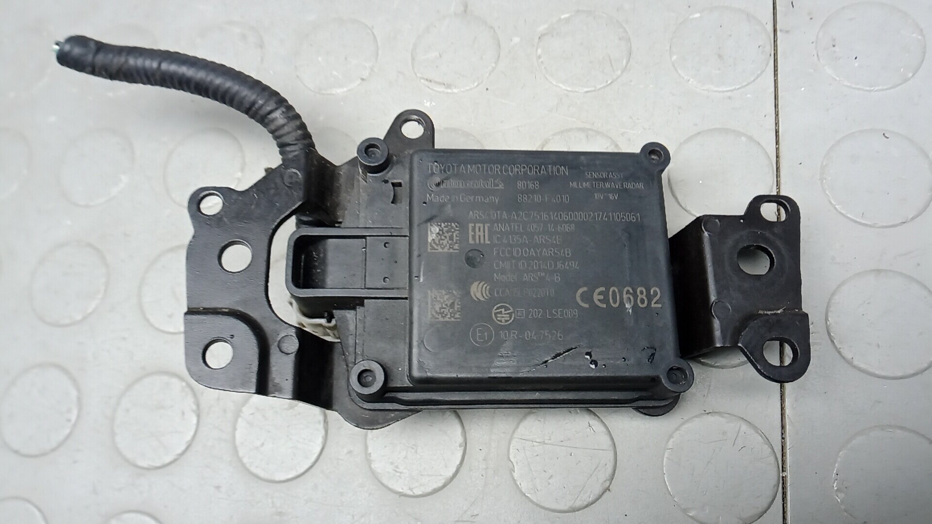 Блок управления TOYOTA C-HR, Номер 88210F4010