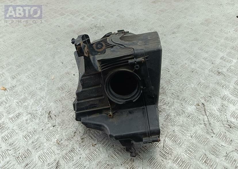 Корпус воздушного фильтра Ford Focus 2 (2004-2010)