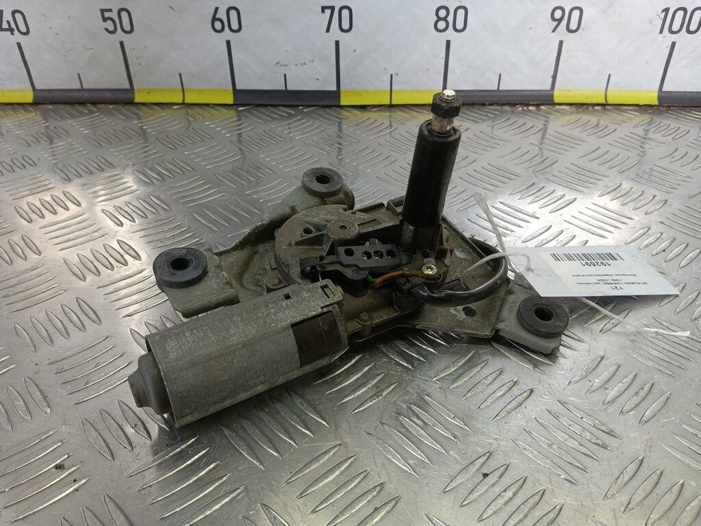 Моторчик стеклоочистителя Б/У для MITSUBISHI CARISMA I рестайлинг (1999—2004) MR361209