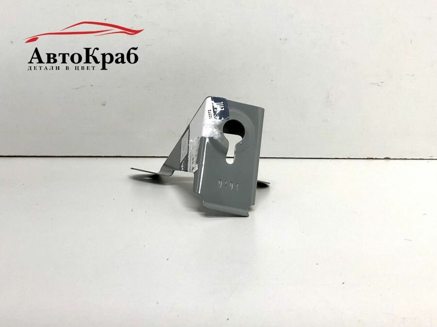 Кронштейн рамки радиатора левый для Лада Гранта рестайлинг 2018 - 2025 г. оригинал